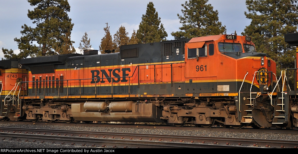 BNSF 961